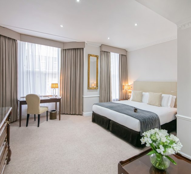 DUKES London Mayfair : Boutique Hotel, England’s Leading Hotel